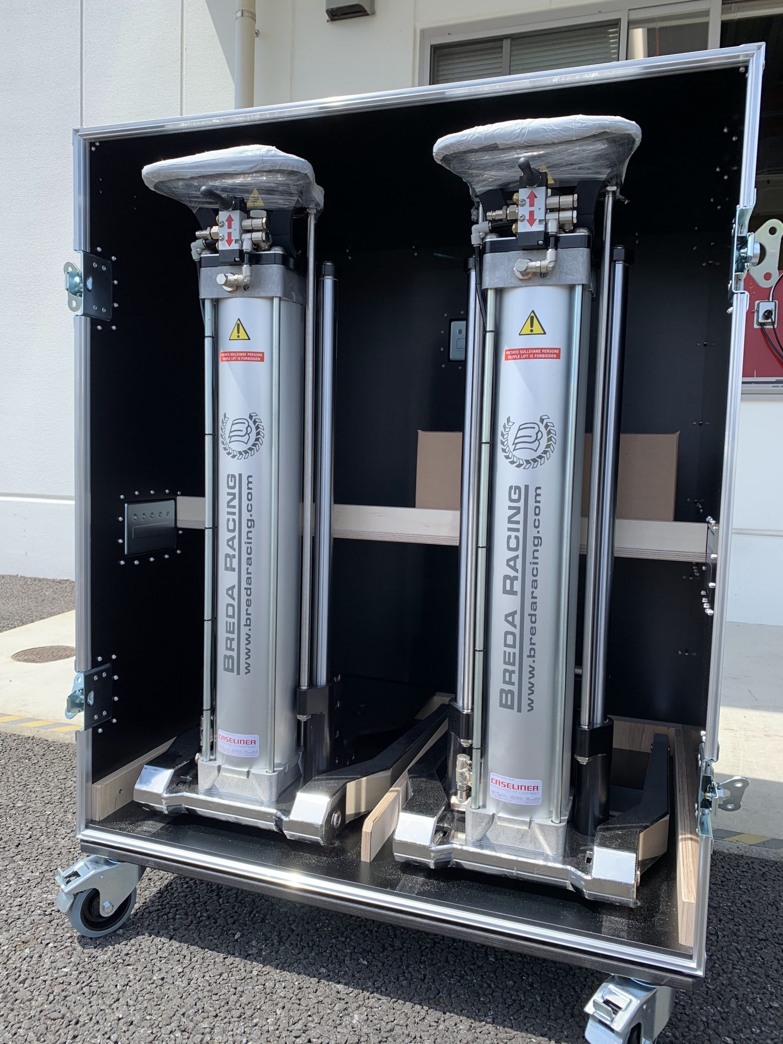 BREDA製エアジャッキ – enable APG